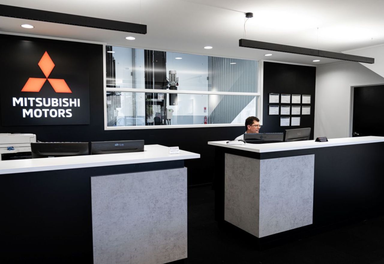 Simon Lucas Mitsubishi – Car Servicing Silverdale